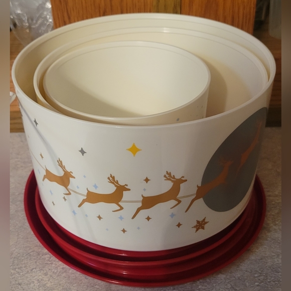 Tupperware | Holiday | Tupperware Christmas Canister Set | Poshmark